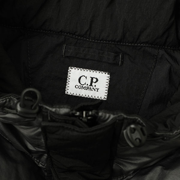 C.P.COMPANY シーピーカンパニー ダウン ジャケット ガーメント C.P.COMPANY シーピーカンパニー ダウン ジャケット ガーメント